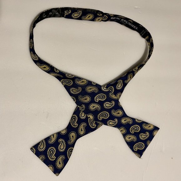 Beau Brummel | Accessories | Beau Brummel 0 Silk Blue Gold Paisley ...